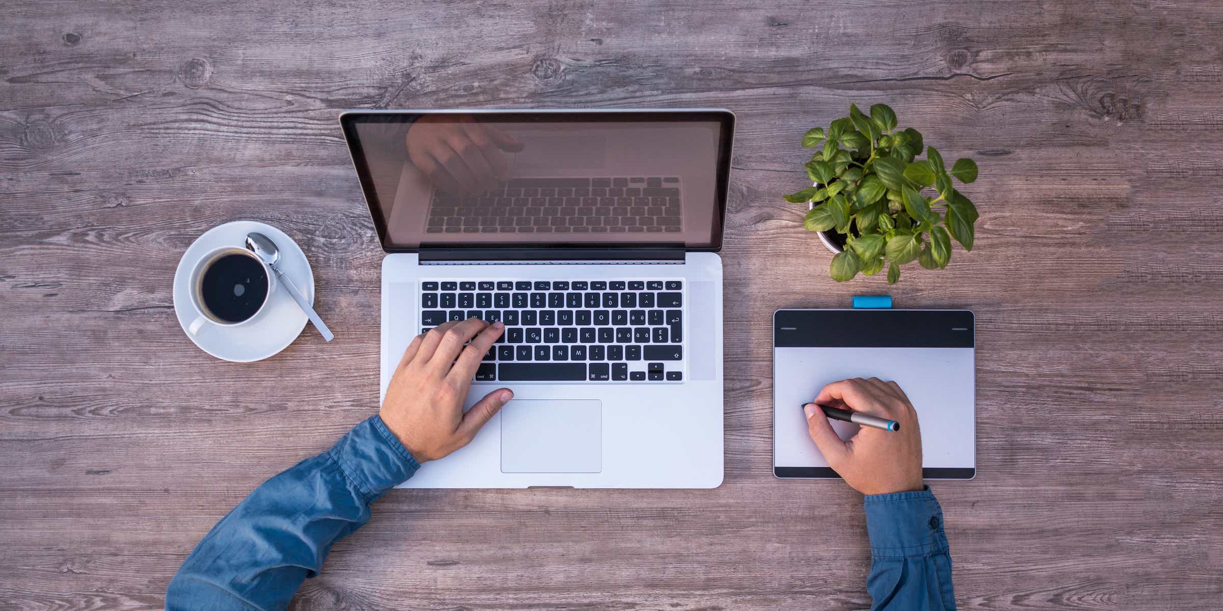 Graphic Designer Executive Job Vacancy in Dubai, UAE - Enro Jobs
