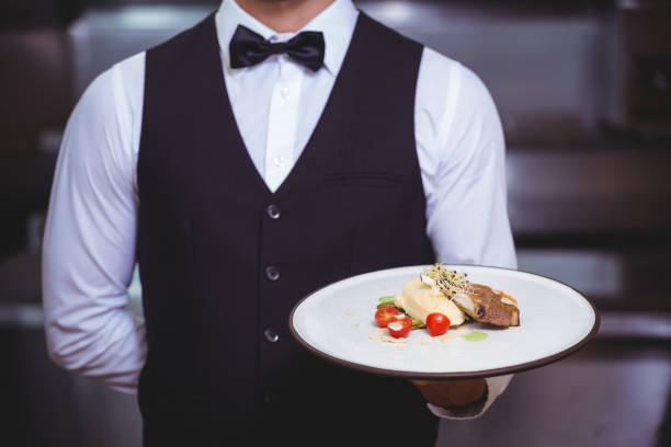 Waiter Job Vacancy in Atlantis The Palm Dubai, UAE - Enro Jobs